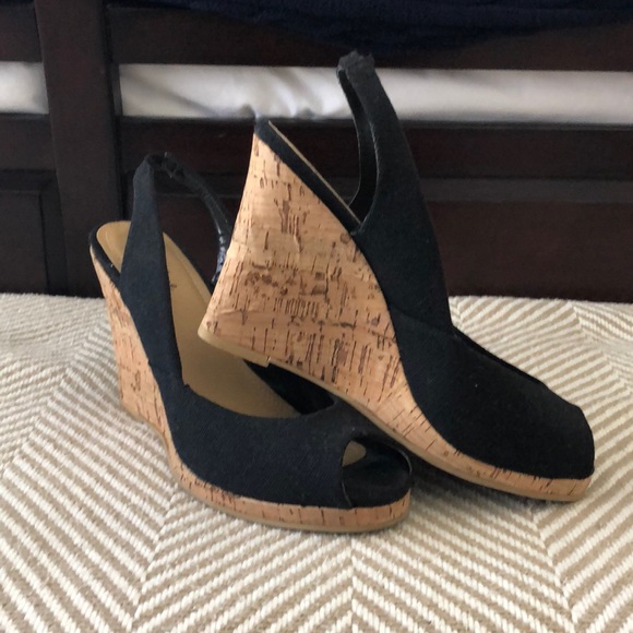 Diba | Shoes | Diba Black Slingback Wedges | Poshmark